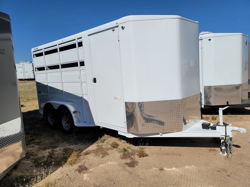 2020 Titan Trailer Primo Horse Trailers Bumper Hitch