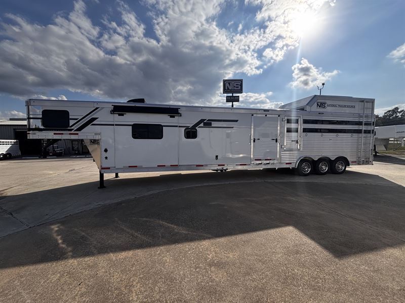 2026 SMC Laramie 16' Livestock 15' Living Quarters