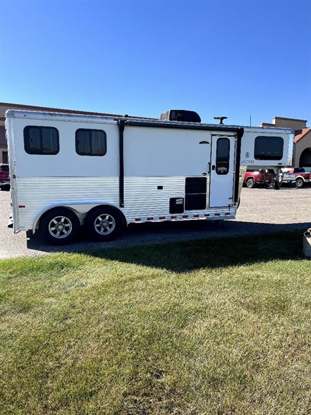 2019 Sundowner 2H 9' LQ