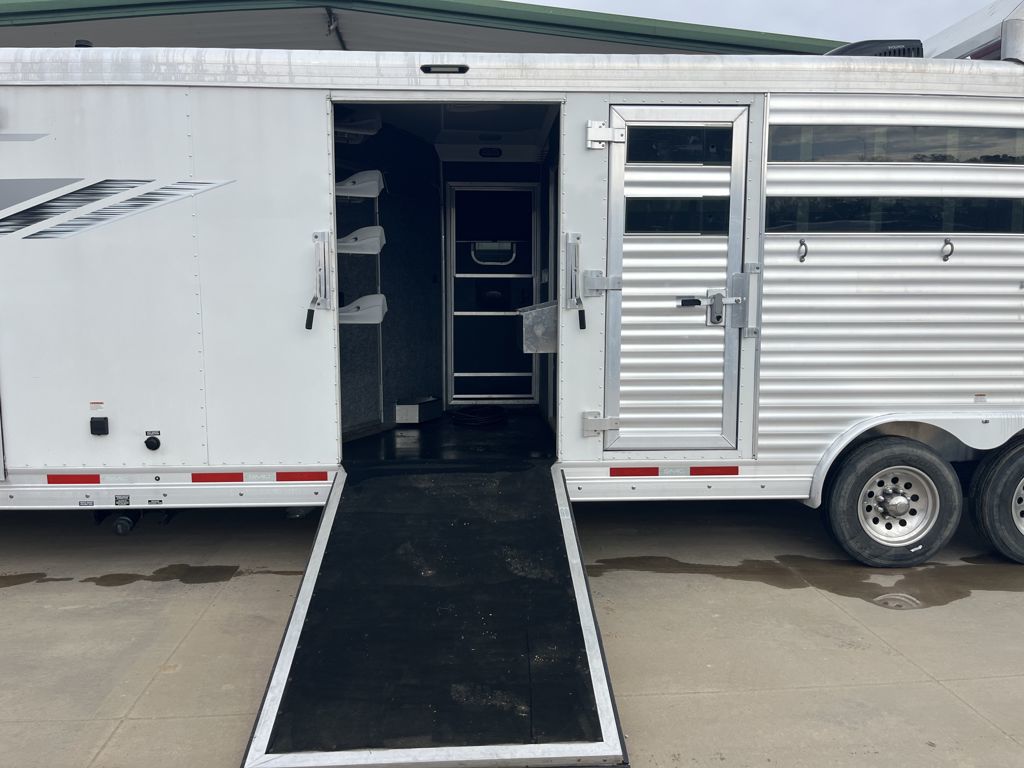 2022 SMC Laramie 16' Livestock 13' Living Quarters