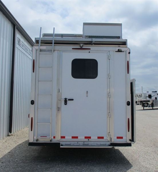 2021 Twister 4 Horse Side Load Gooseneck Trailer with 15.9 Outl