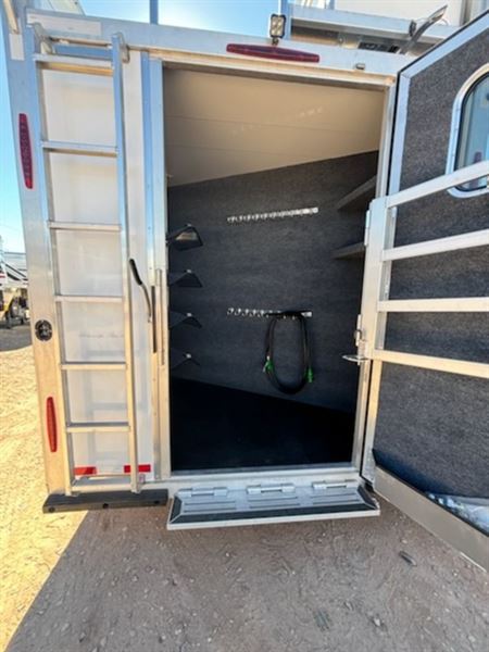 2025 Twister 4 Horse Side Load Gooseneck Trailer with 15'4 Outl