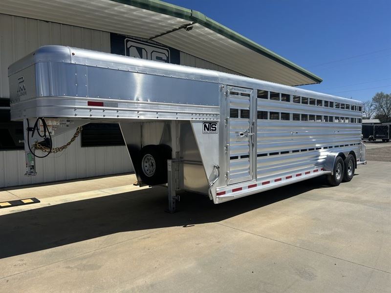 2025 Platinum 24' Livestock Gooseneck Trailer