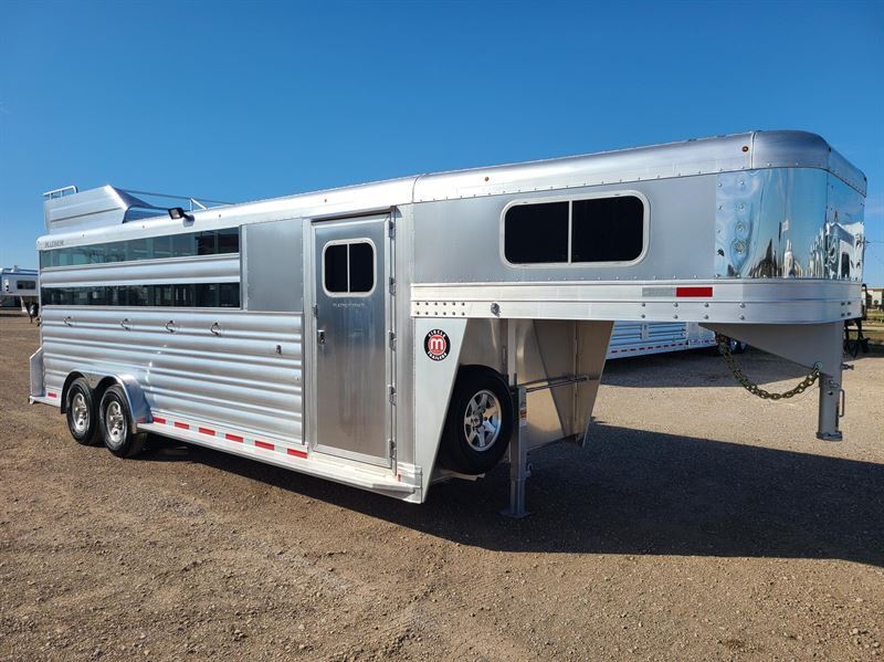 2025 Platinum Coach 22' Stock Combo 7'6" wide..SWING OUT SADDLE RACK!