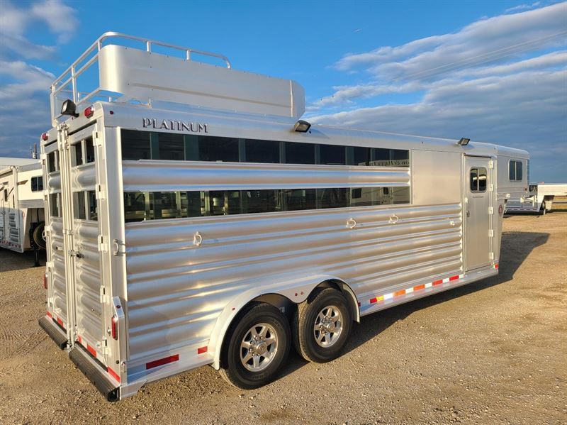 2025 Platinum Coach 4 Horse 4' SW 7'6" wide SWING OUT SADDLE RACK