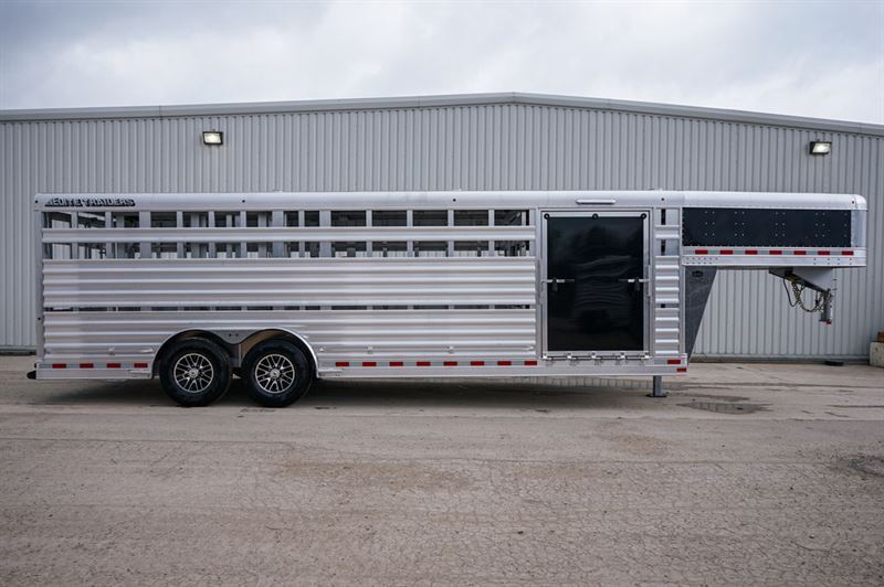 2024 Elite Trailers 24 Ft Stock Trailer