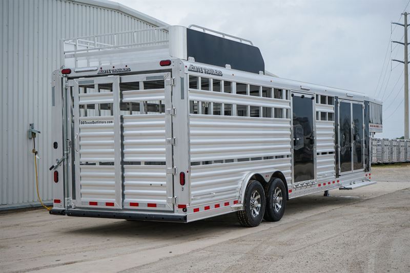 2024 Elite Trailers 30 Ft Show/Stock Trailer
