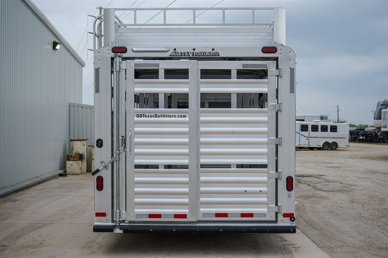 2024 Elite Trailers 30 Ft Show/Stock Trailer