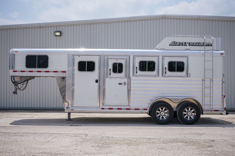 2025 Elite Trailers 3 Horse Mustang w/Hayrack