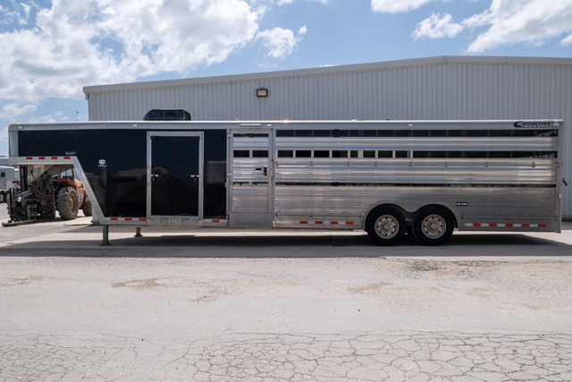 2018 Cimarron Trailers 30 Ft Stierwalt Show Cattle Trailer