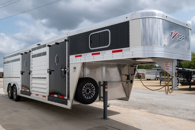 2025 Exiss 25 Ft Show Cattle Trailer