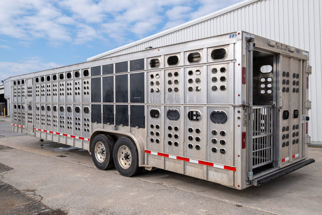 2021 Eby 34 Ft Ruff Neck 16 Pen Trailer
