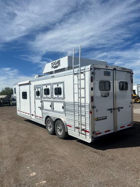 2020 Logan Coach 3H Limited 810