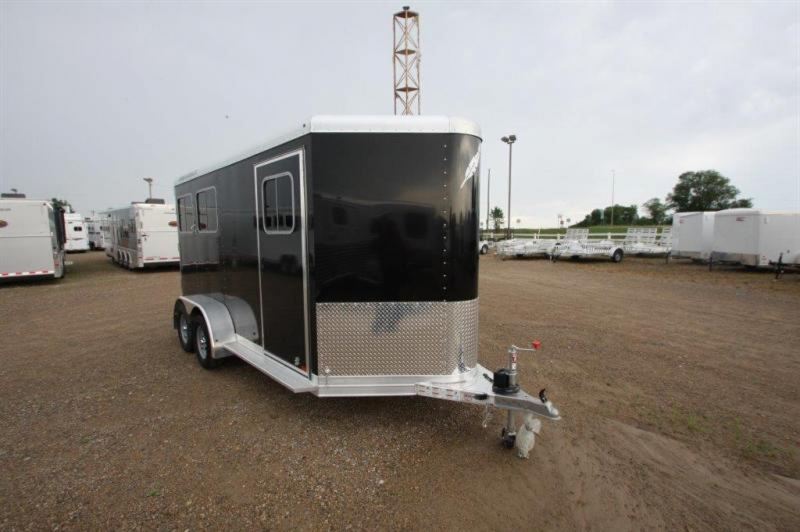 2016 Featherlite Trailers 9409