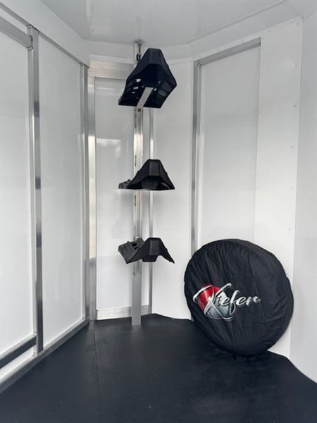 2026 Kiefer Manufacturing Genesis 3 Horse Slant Load Bumper Pull