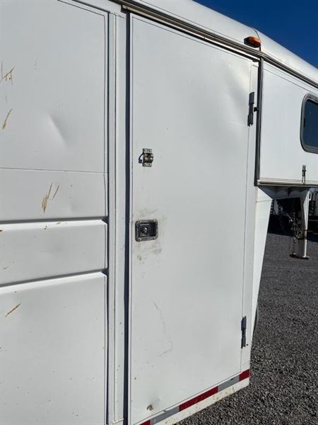 2001 CM Trailers 4H GN