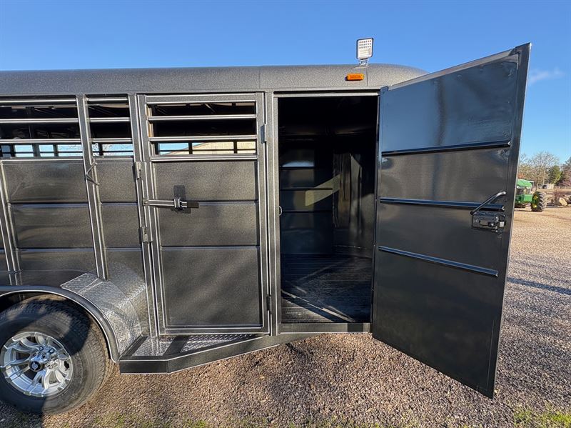 2025 Calico Trailers 6 Pen Low Pro
