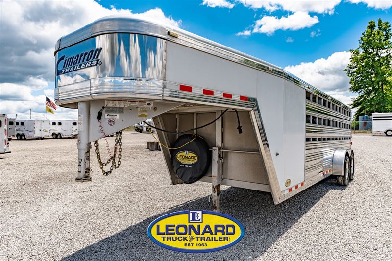 2013 CIMARRON TRAILERS LS2SG22610260E