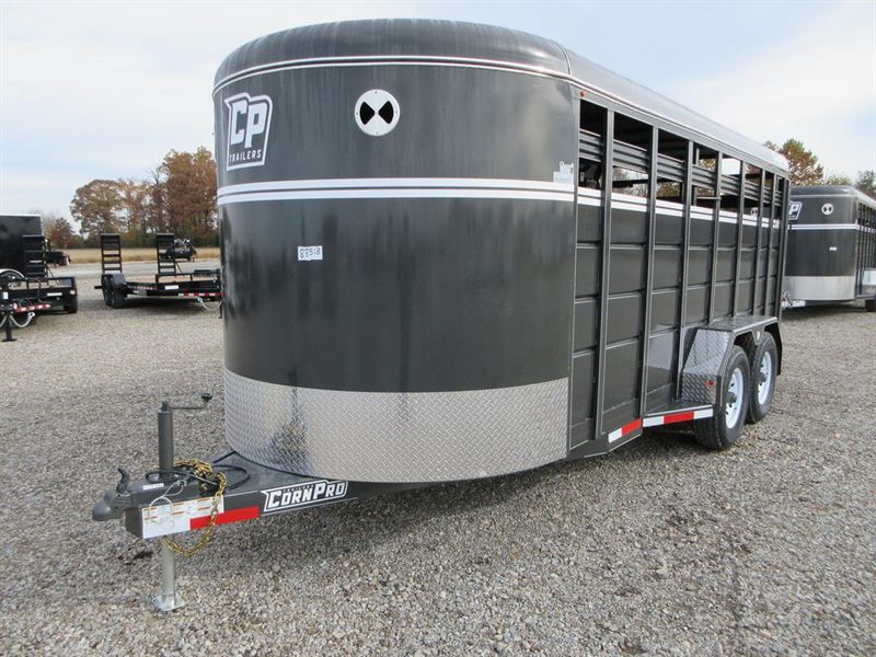 2026 Corn Pro 18' BP Stock 6'8" Wide 6'6" Tall Slider in Cut Gat