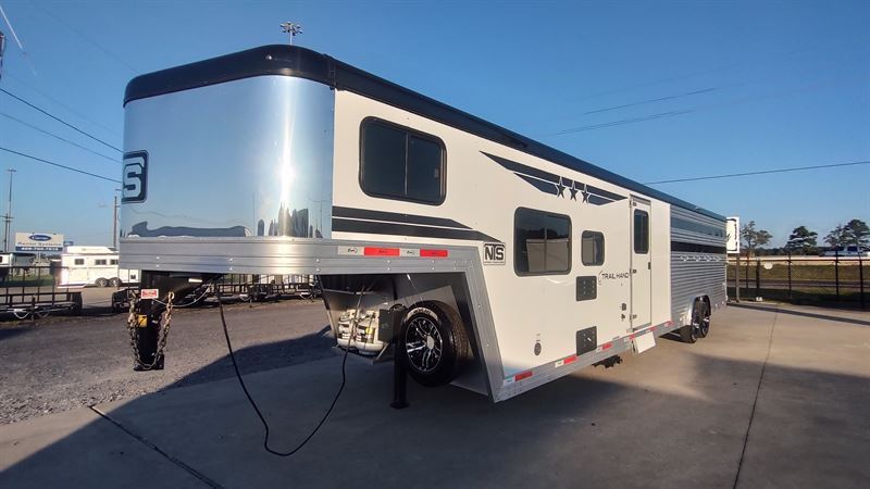 2026 Bison Trail Hand 16' Livestock 9' Living Quarters