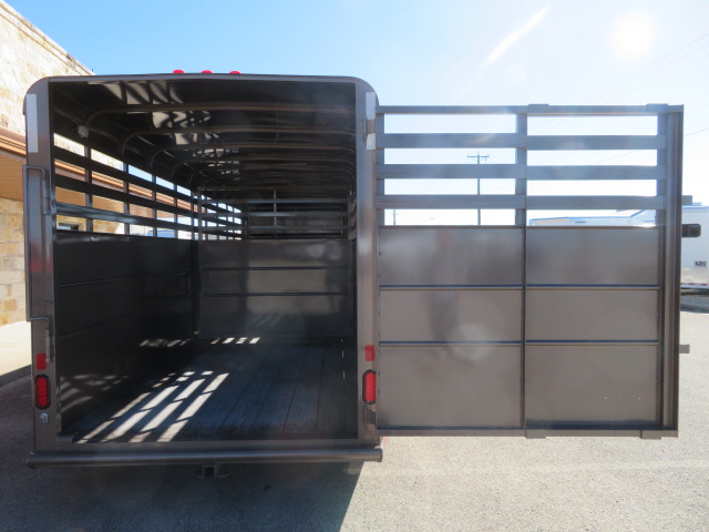 2025 Delta 20' Livestock Gooseneck Trailer