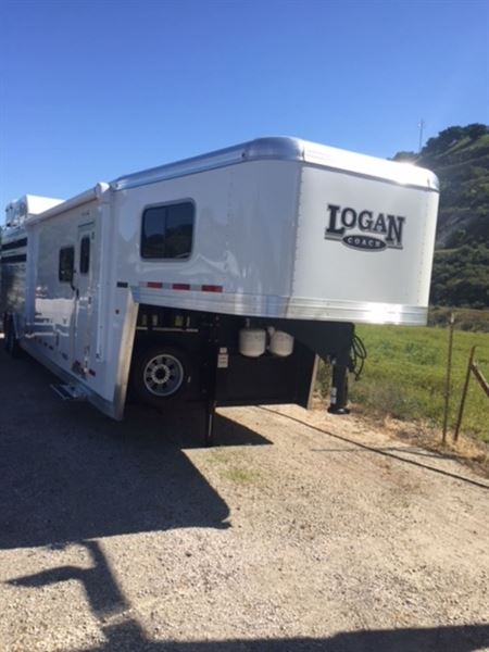 2019 Logan Coach Limited LQ