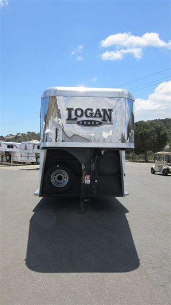2019 Logan Coach Razor Side Tack WB Height
