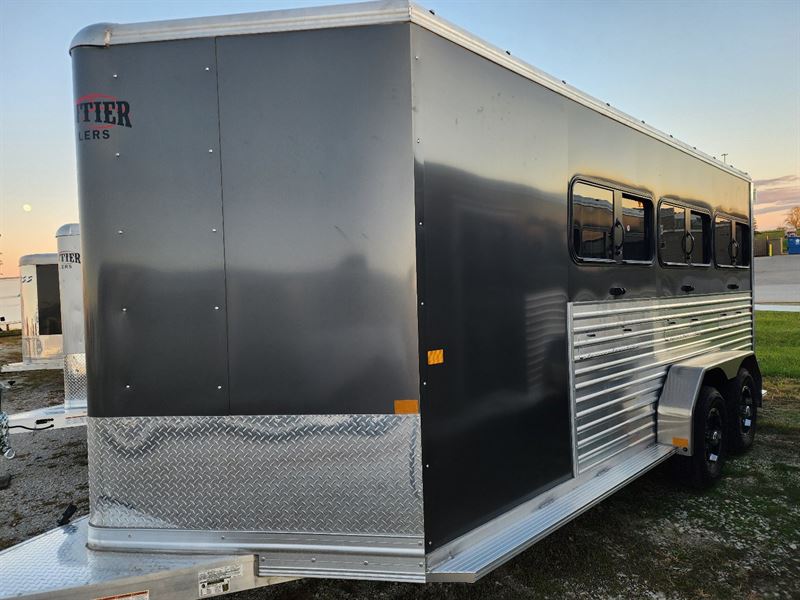 2025 Frontier Trailers Low Pro 6 Pen